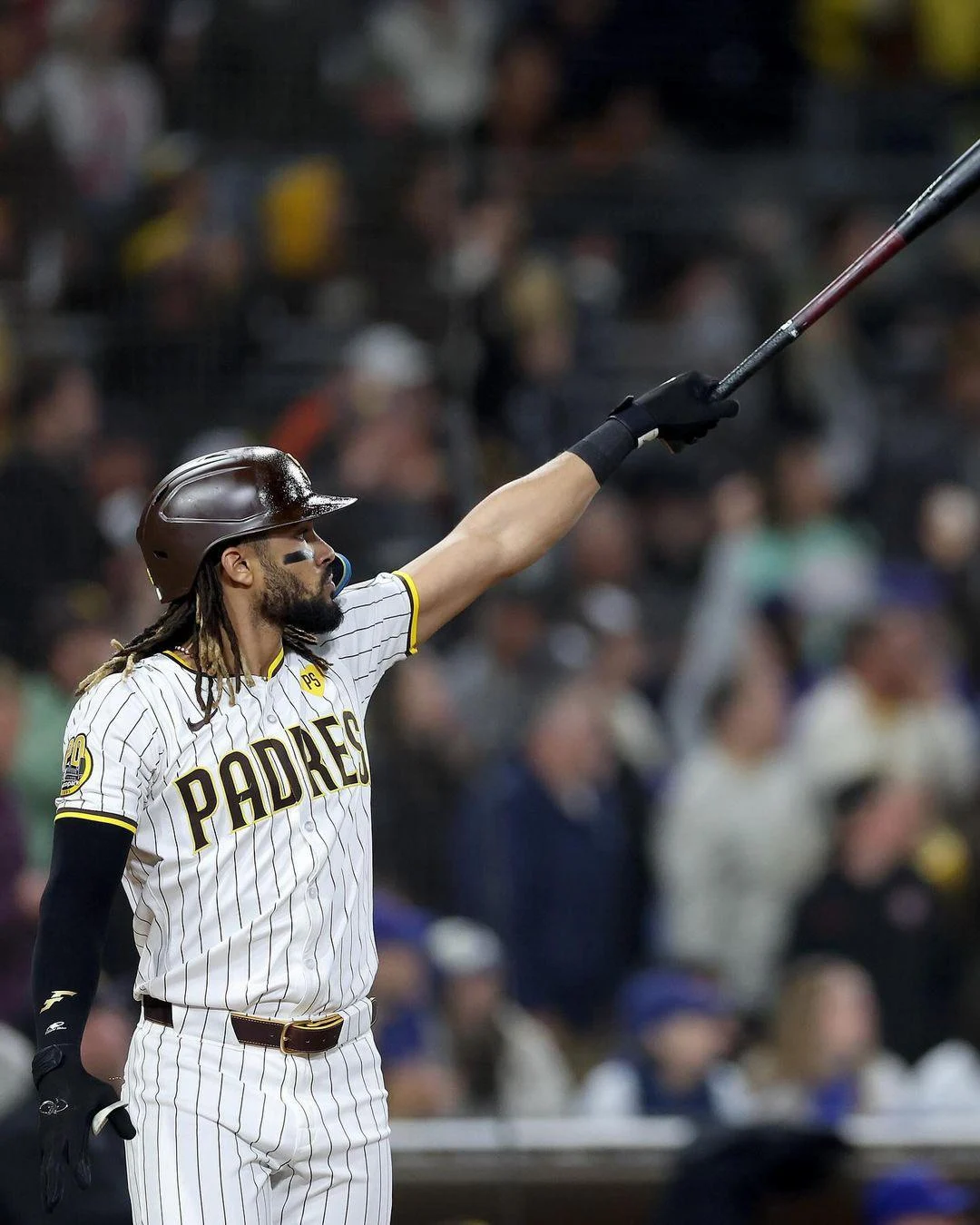 For Tony 💛🤎 | Scrolller