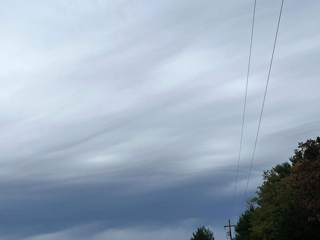 Wisconsin seemingly painted clouds | Scrolller