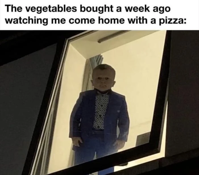 Everyone knows | Scrolller