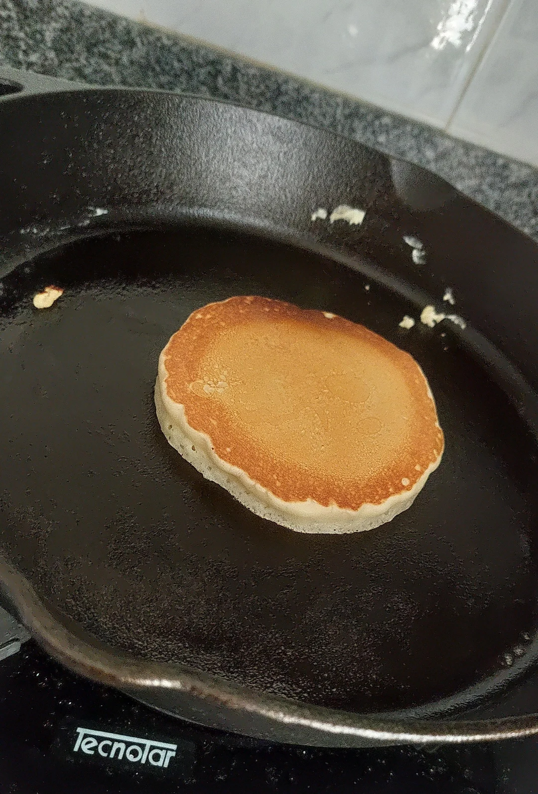 pancakes on a 32cm | Scrolller