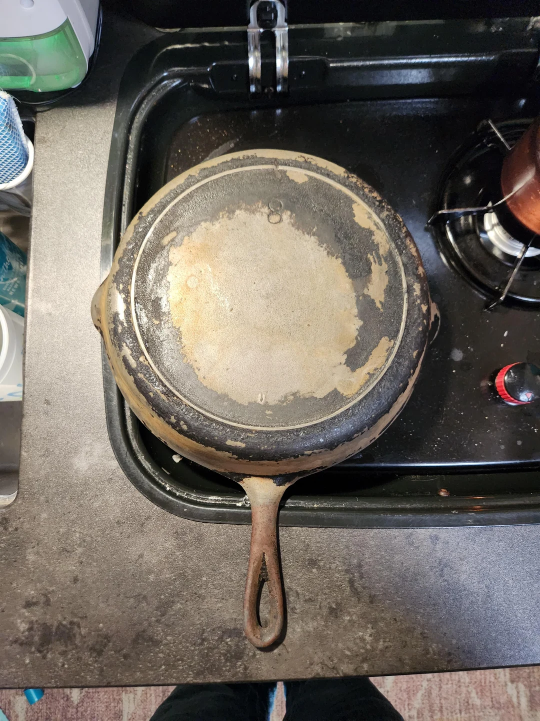 ID help please. I just got this older pan just trying to figure out who made it. | Scrolller