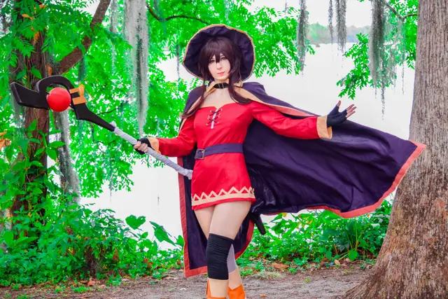 Megumin cosplay by Ribaibu 💥 | Scrolller