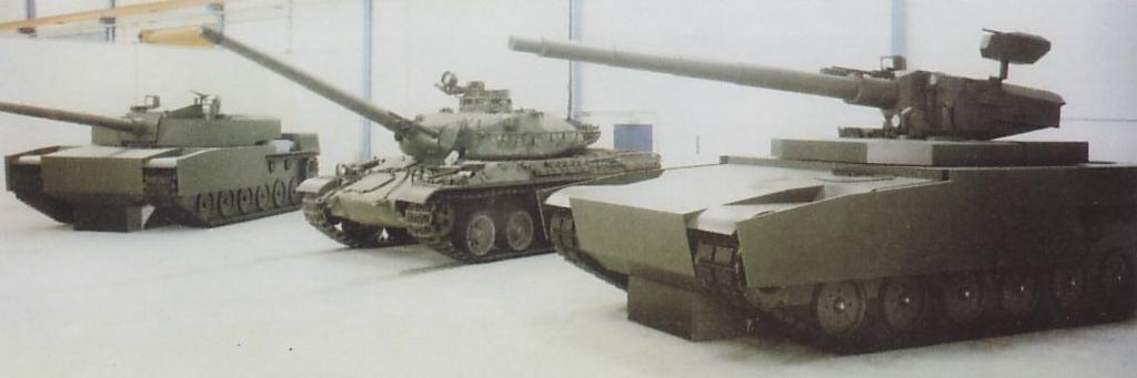 French Prototype Tanks | Scrolller