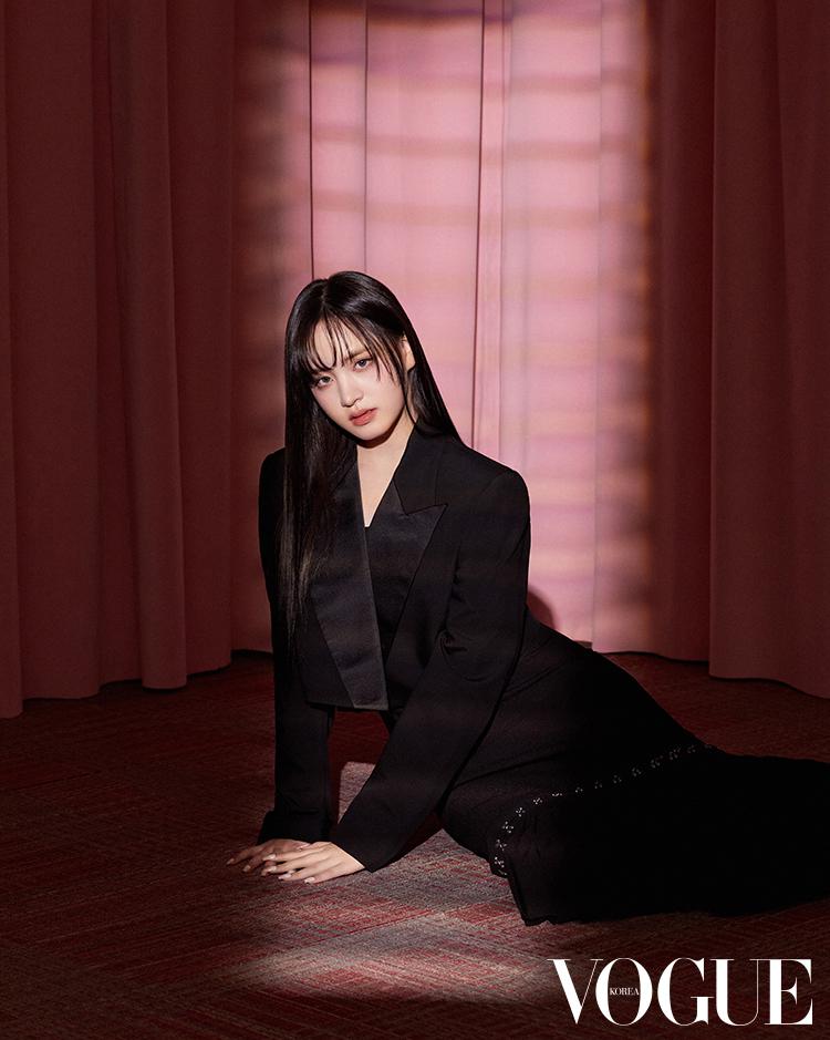 IVE - Vogue Korea (January 2023 Issue Pictorial Teasers) | Scrolller