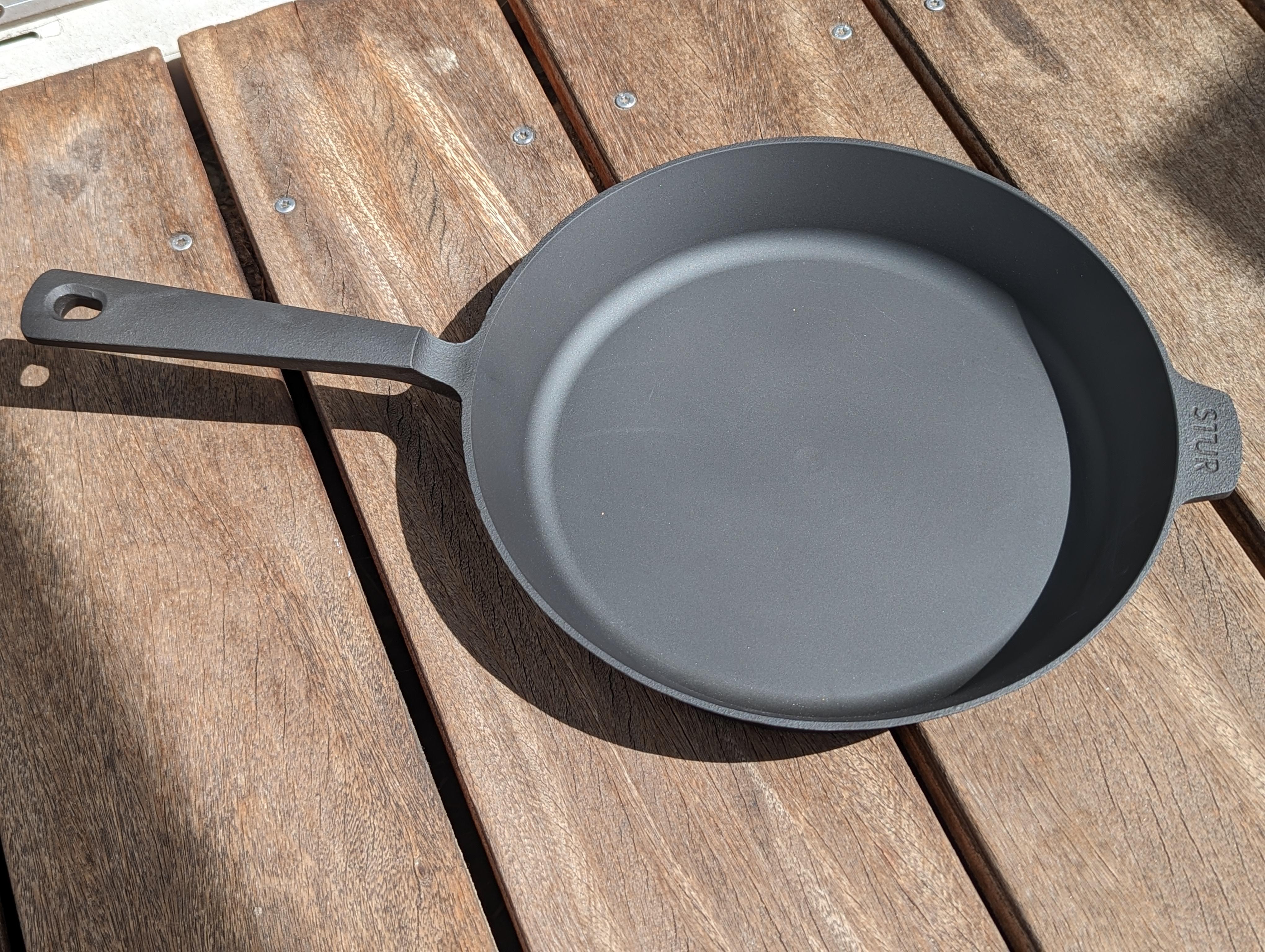 First cast iron | Scrolller