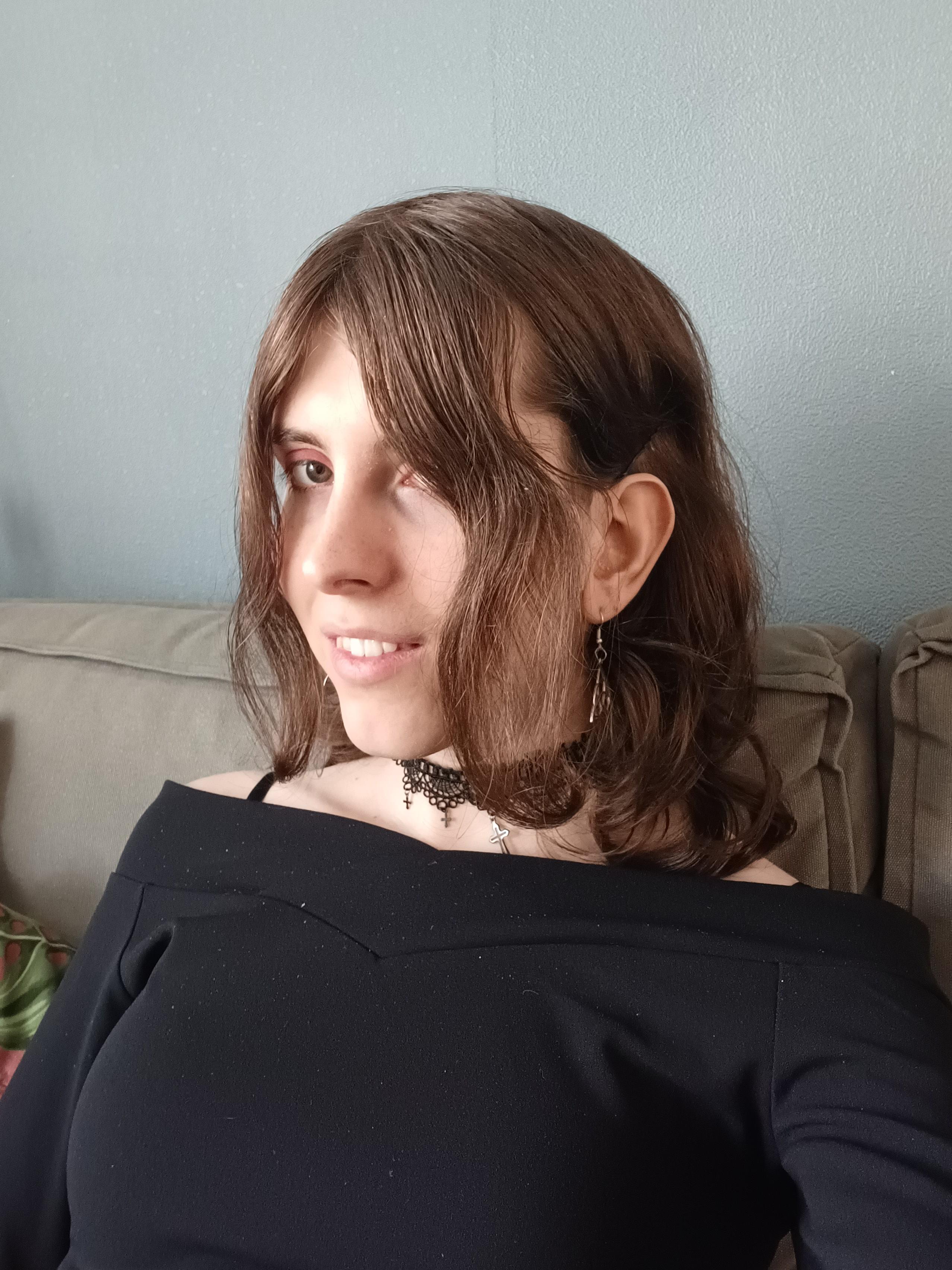 *Happy girl noises* | Scrolller