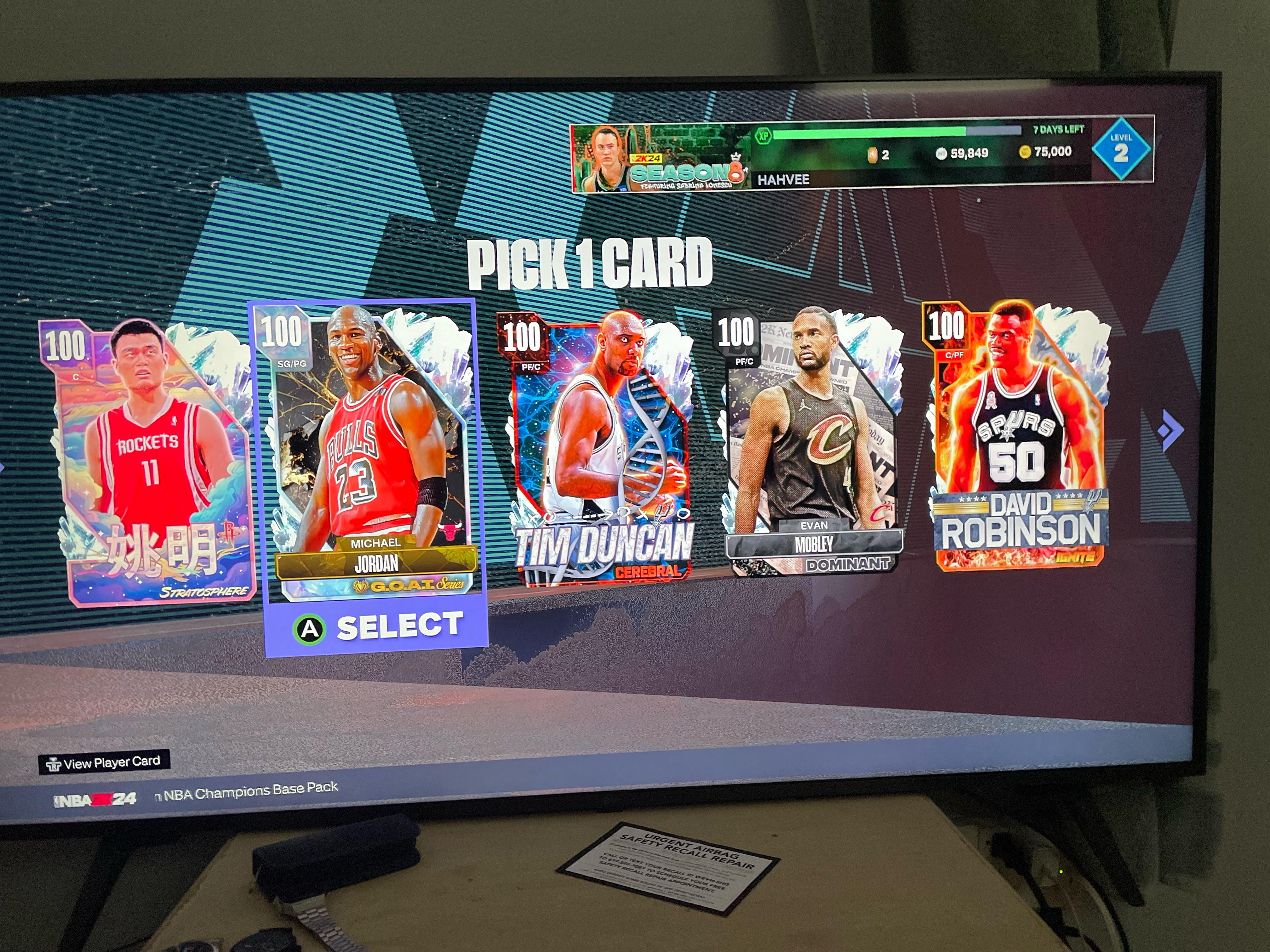 Need some help choosing. Who should I pick? | Scrolller