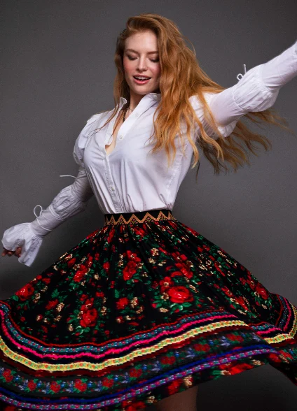 Freya Ridings | Scrolller