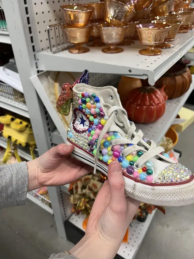 insane goodwill find | Scrolller