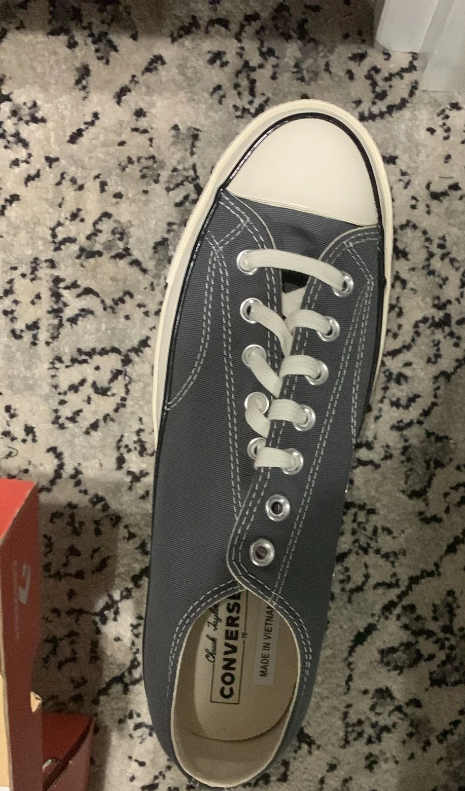 Why does the toe shi look so weird? | Scrolller