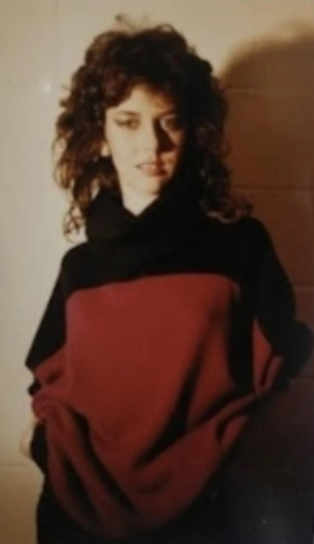 My mom in 1984 | Scrolller