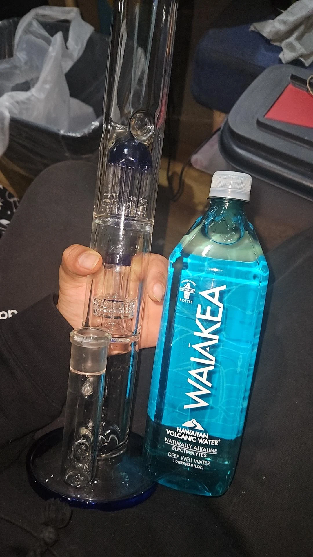 Clean Glass. | Scrolller