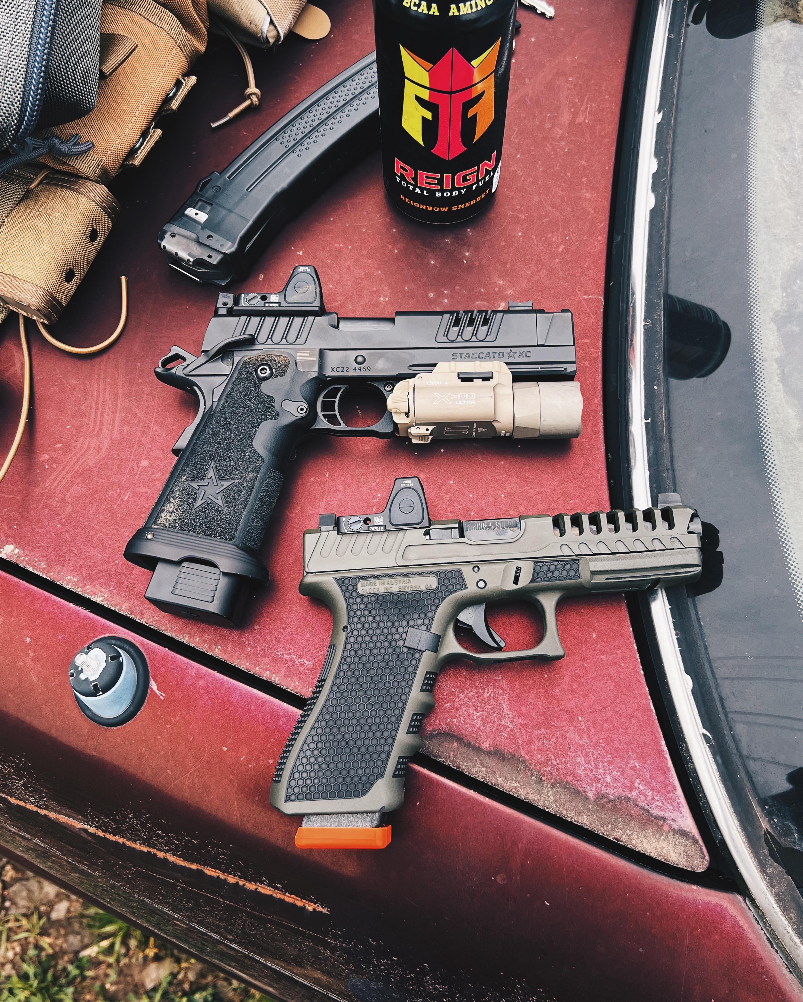 Glock and friends | Scrolller