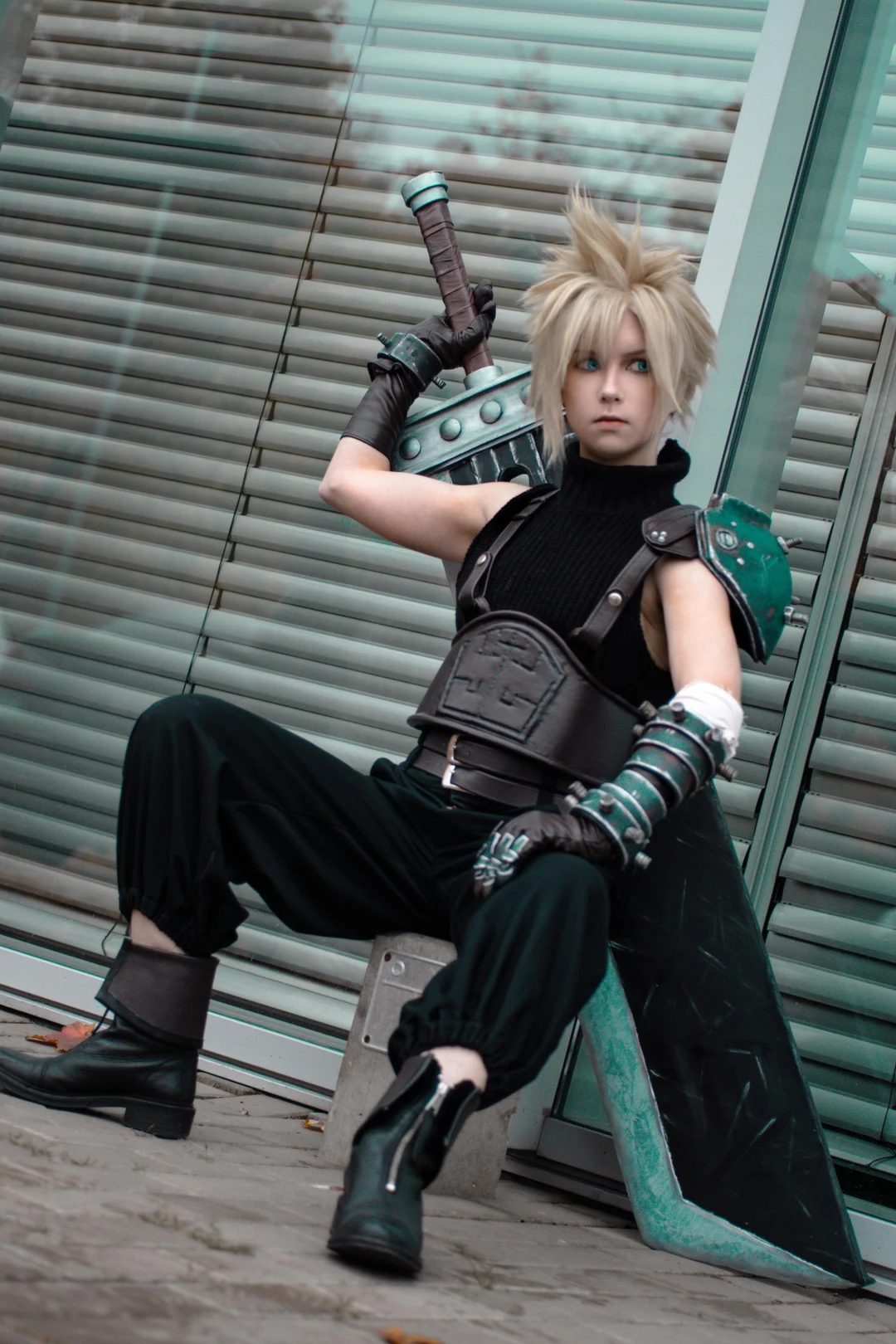 Cloud cosplay by Halcynda | Scrolller