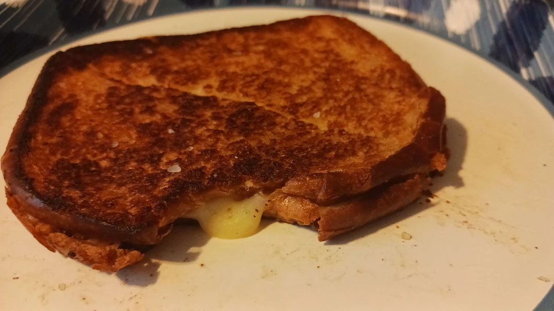 Havarti Cheese on White Bread | Scrolller