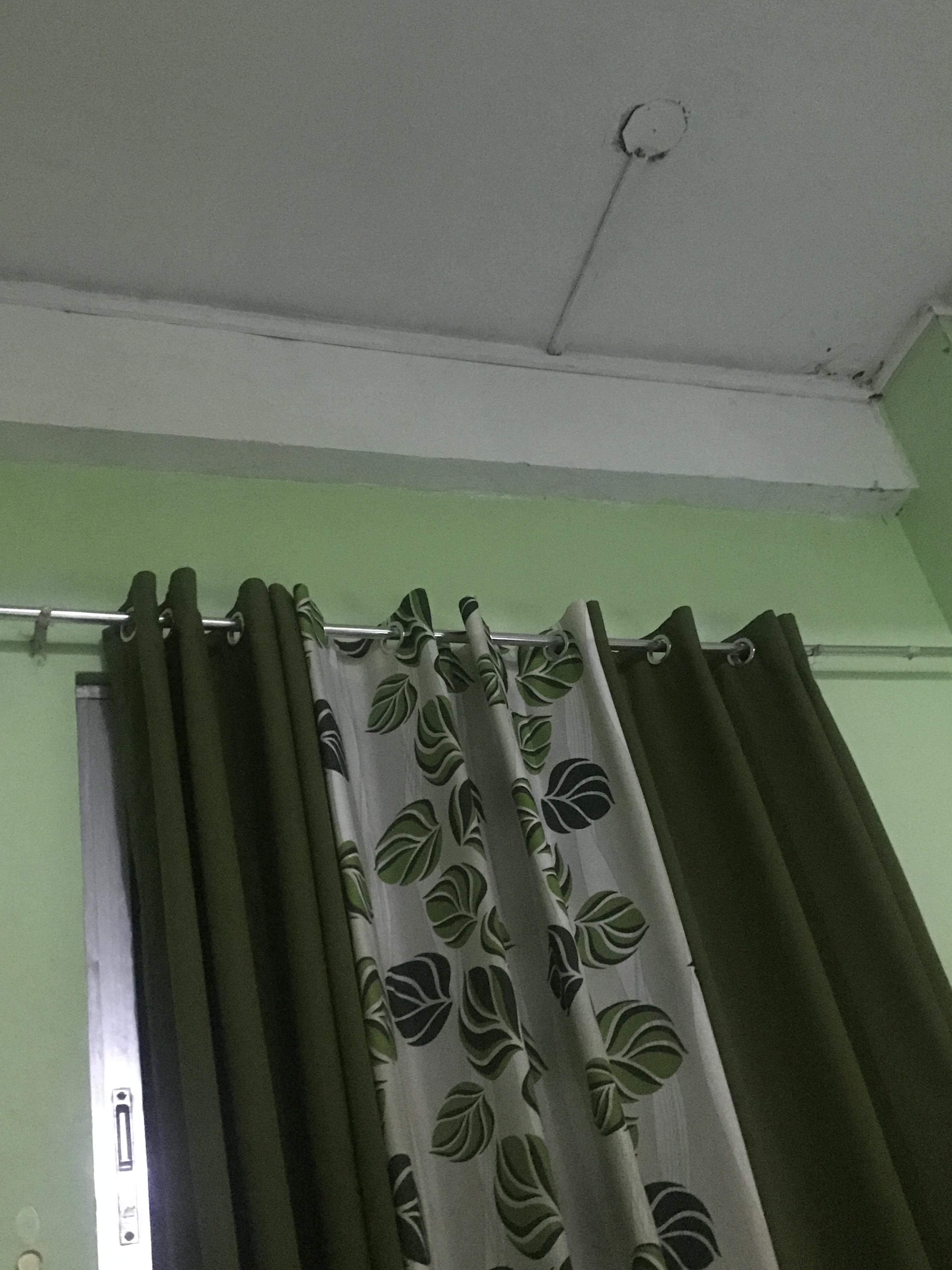 Curtain color/design suggestion? | Scrolller