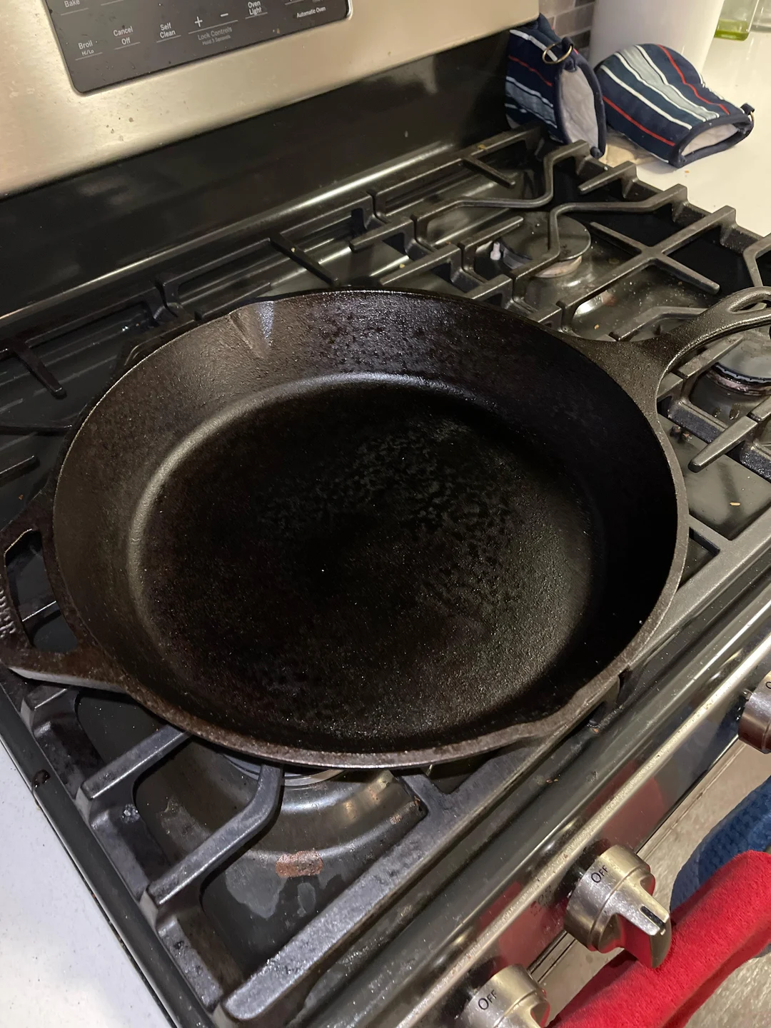 Weird pattern after seasoning | Scrolller