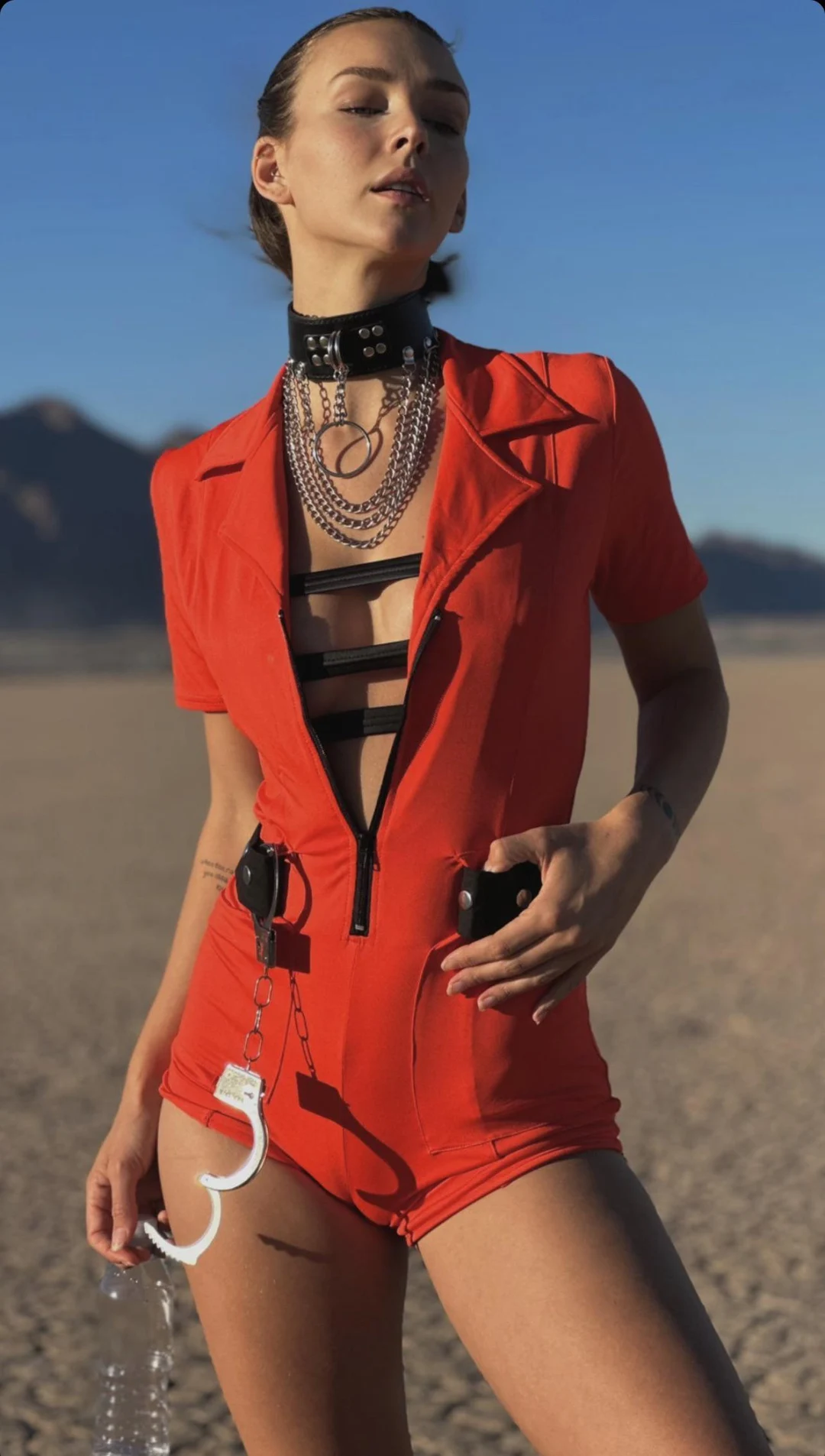 In the desert | Scrolller