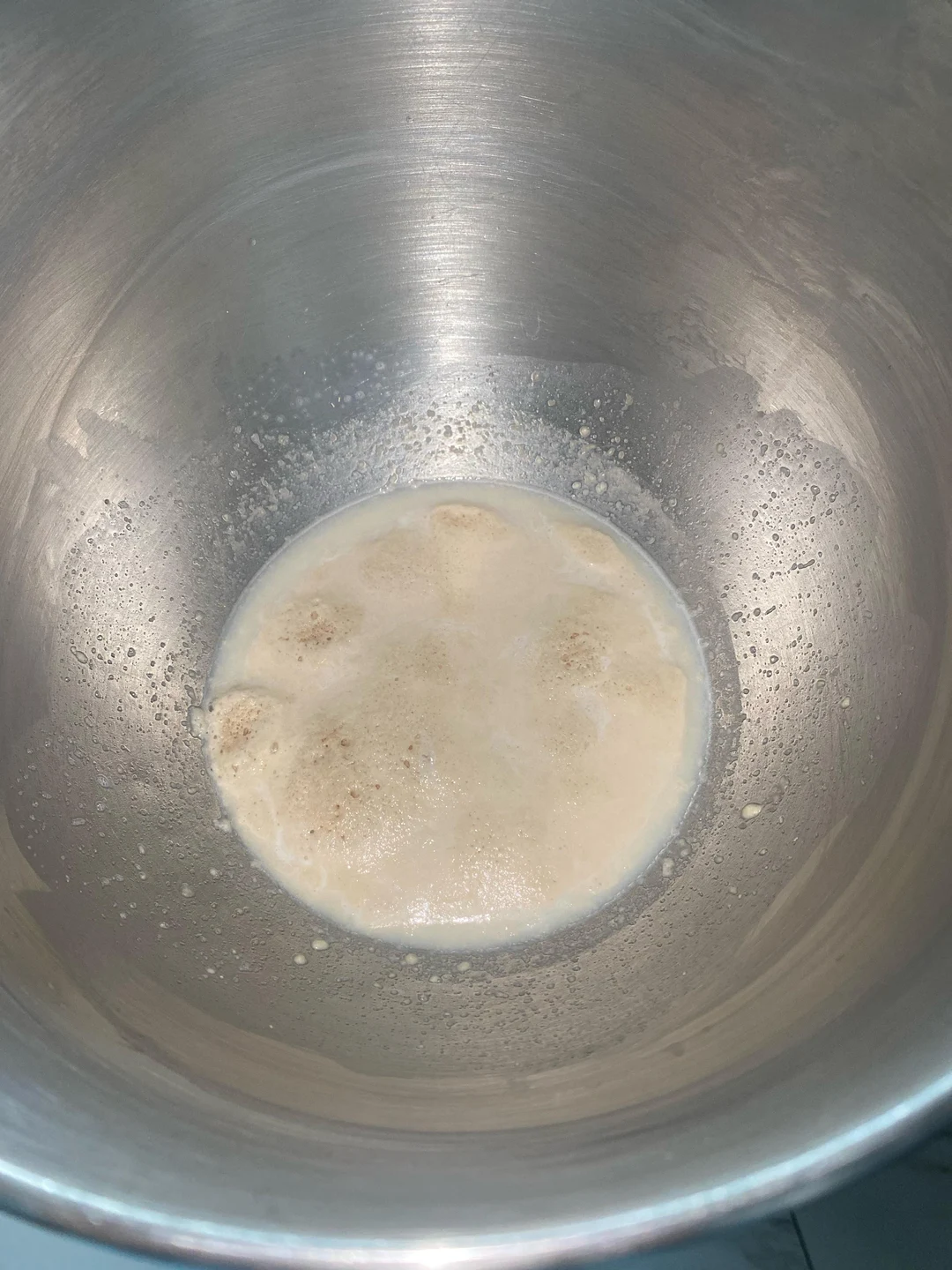 PLEASE HELPPP is this dead or activated? | Scrolller