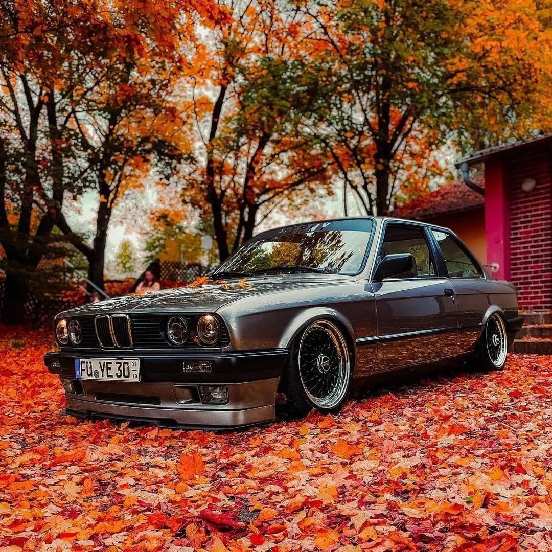 Discover more like BMW: BMW E30 🔥 and Related Content | Scrolller