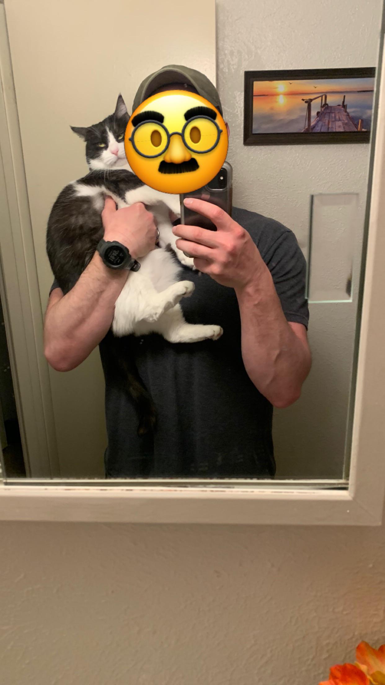 Rosie Unamused | Scrolller