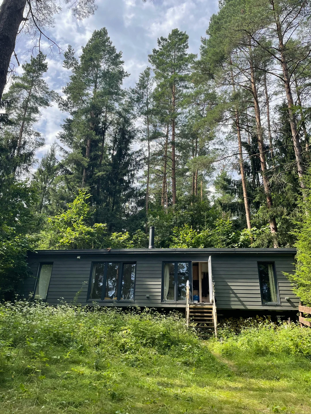 Gataway cabin | Scrolller