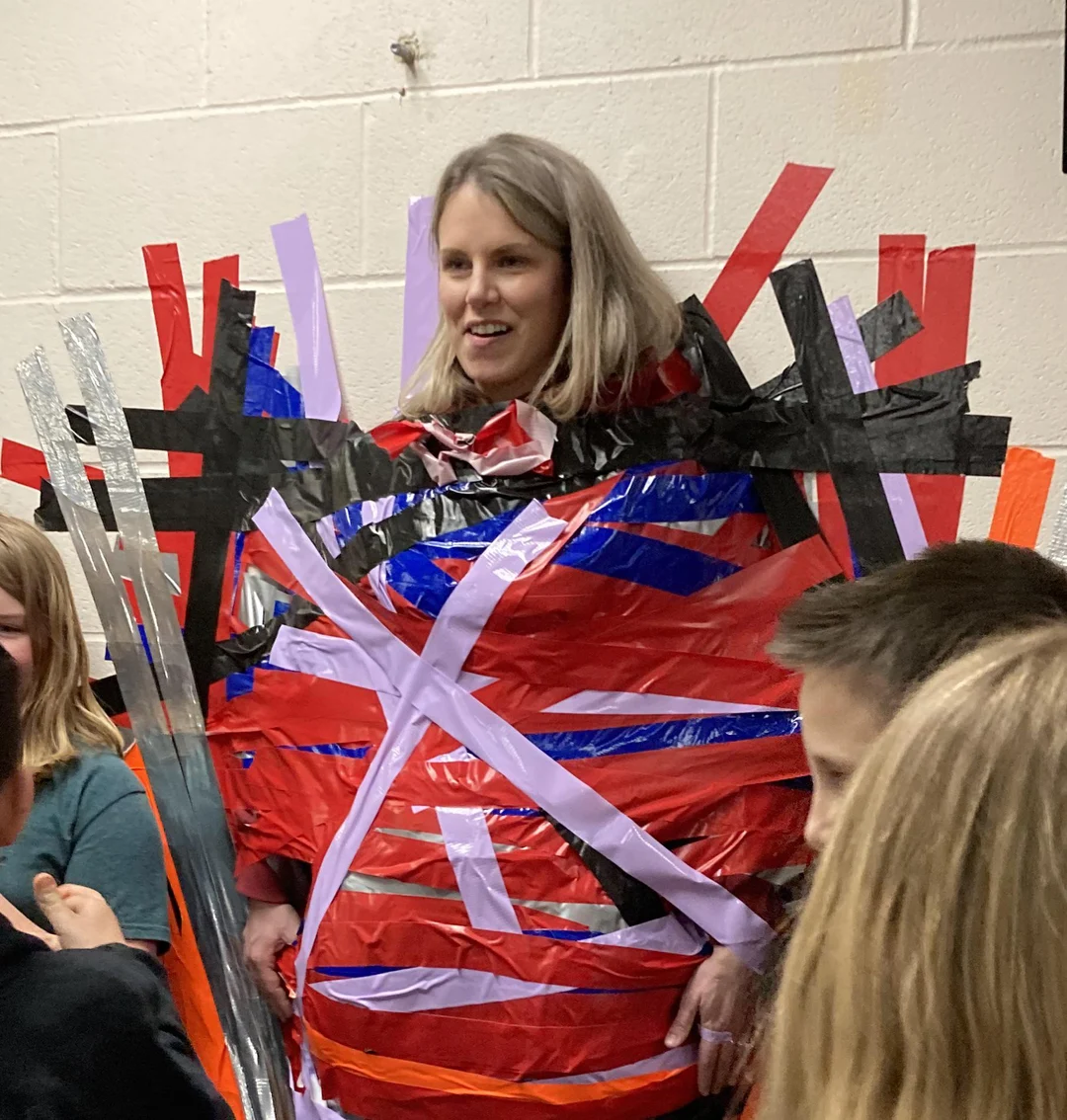 Uh, my principal got herself into a “sticky situation” | Scrolller