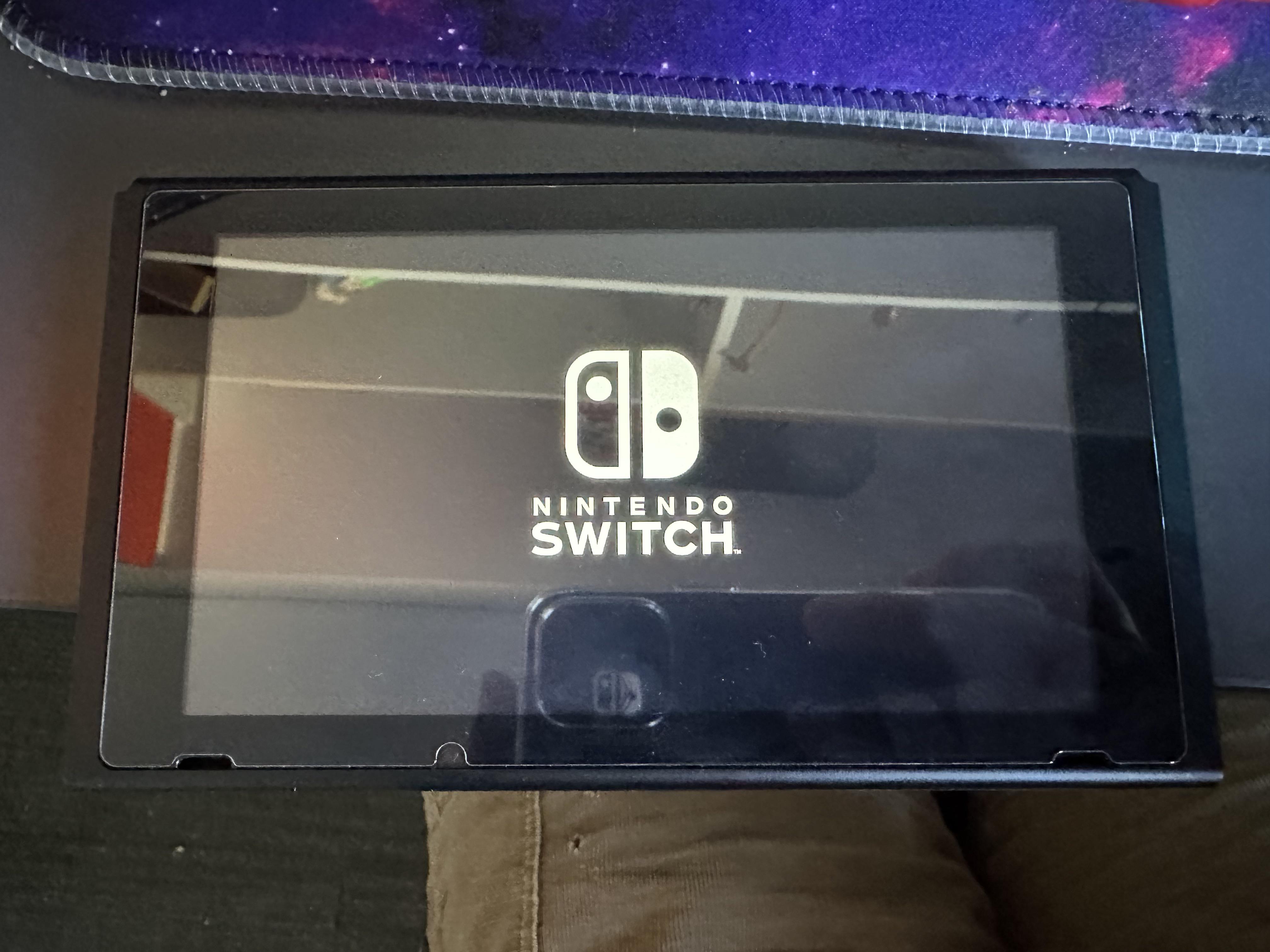 Switch stuck on logo screen | Scrolller