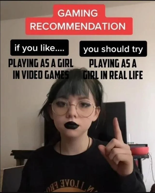 Typical Gamer Girl Scrolller