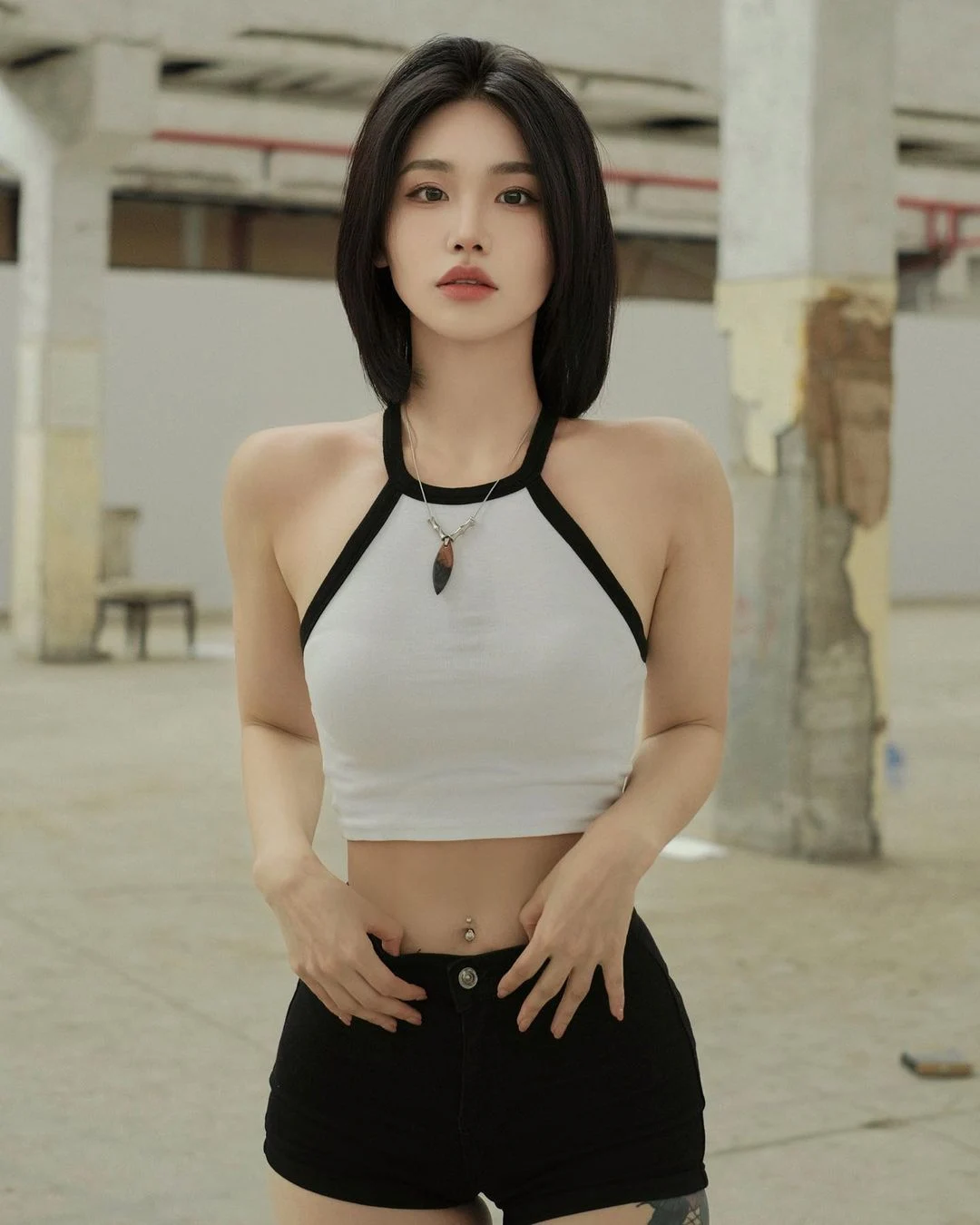 Cute asian midriff | Scrolller