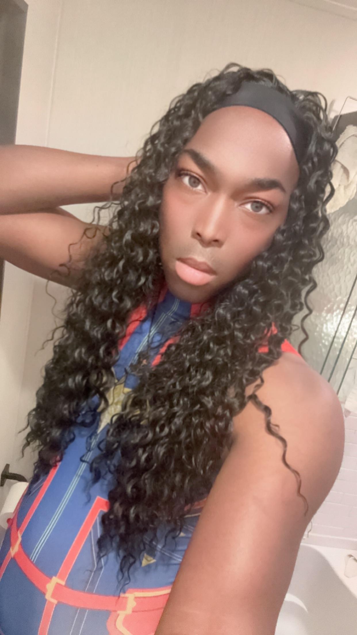 Look like I got a job working the night shift | Scrolller