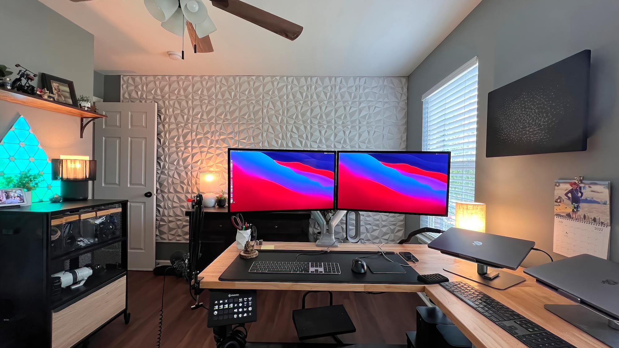 Dual Studio Display Setup | Scrolller