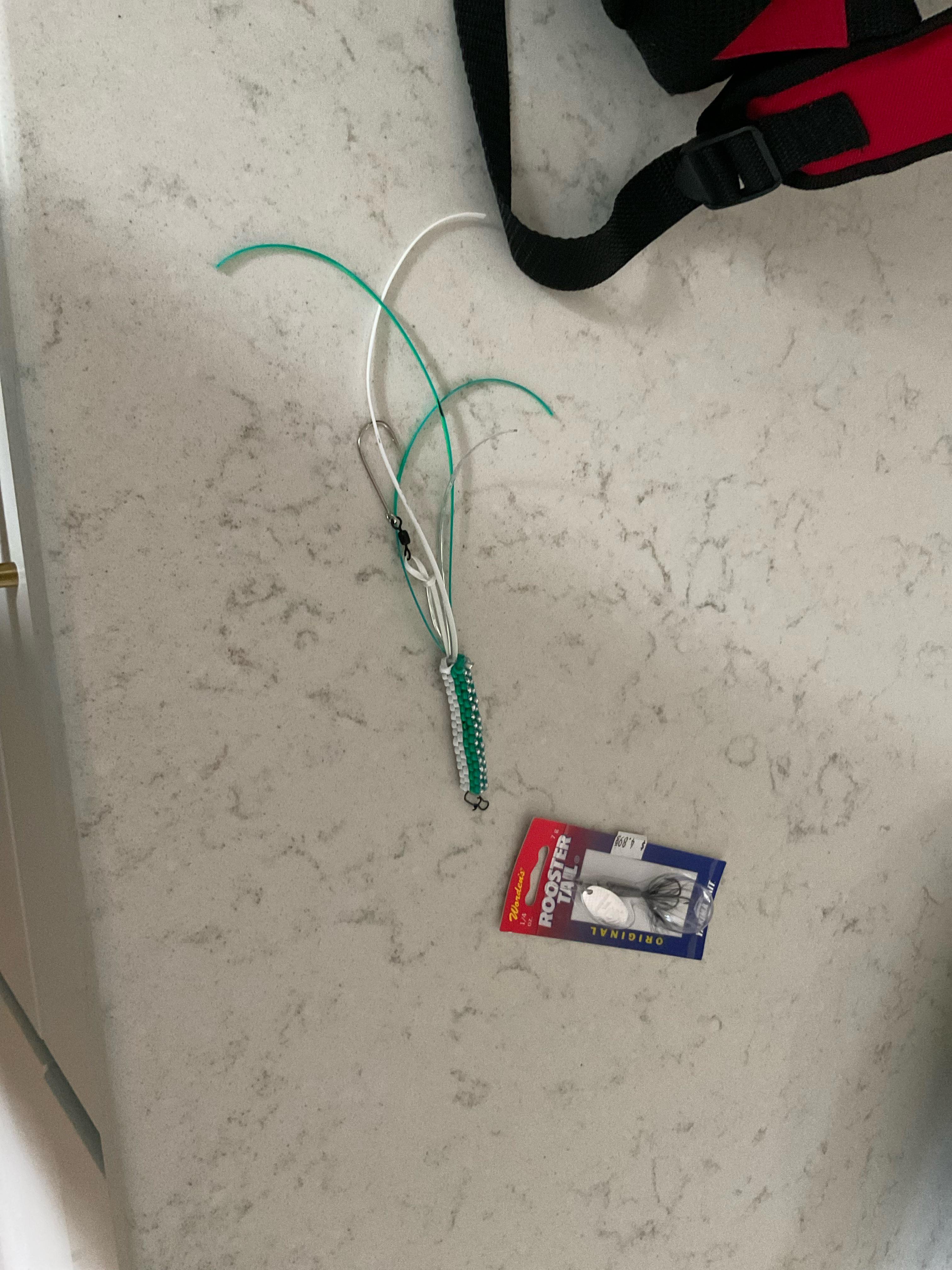 Homemade fishing lure (lanyard) | Scrolller