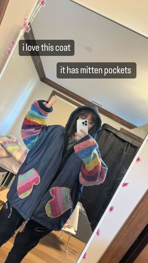Lily Scrolller