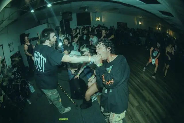 got a photo of me taken mid scream 😭 (corpse pile - FUCK YOUR LIFE) | Scrolller