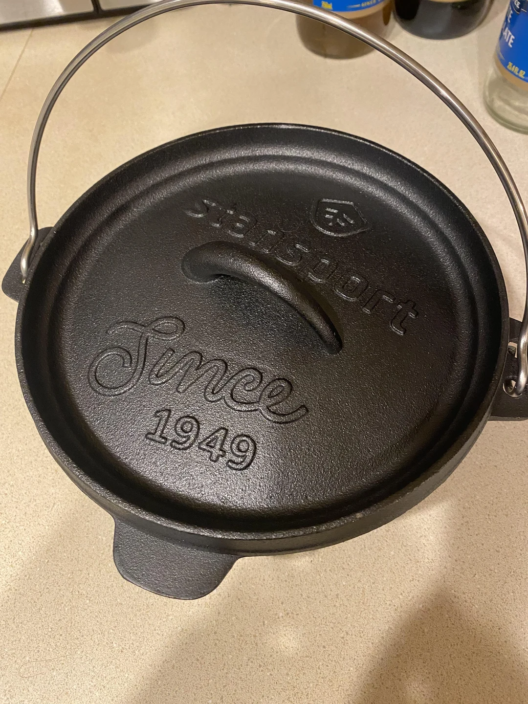 2 quart Dutch oven - new to cast iron | Scrolller