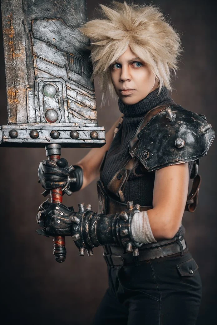 [OC] My FFVII Remake Cloud Strife Cosplay | Scrolller
