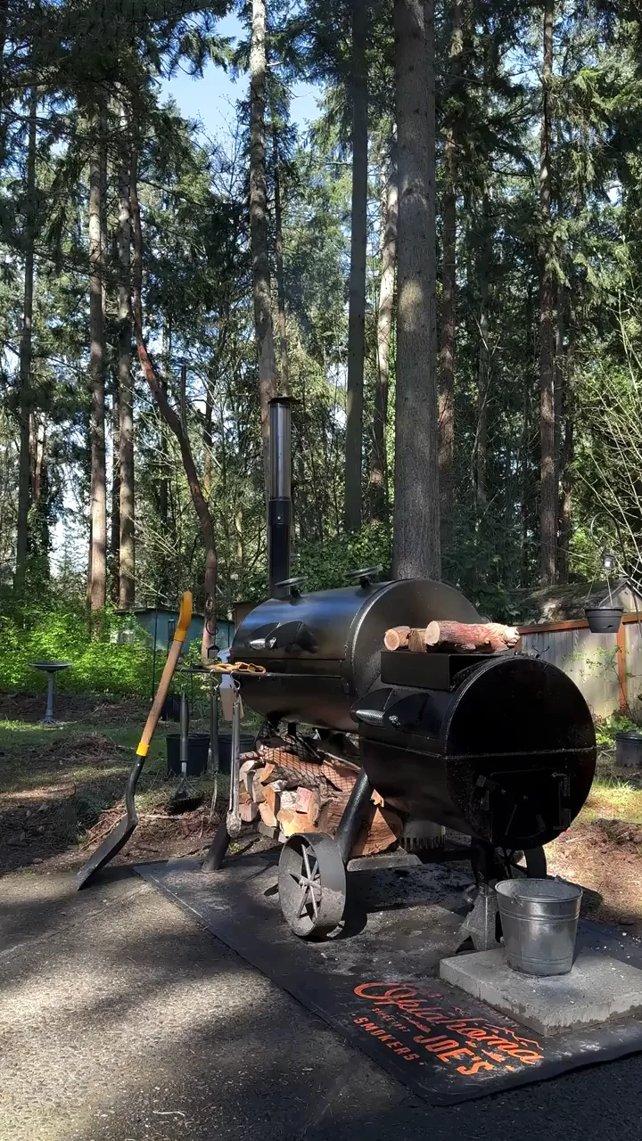 Watching a fire and sipping cider. Pork spare ribs on Applewood. | Scrolller