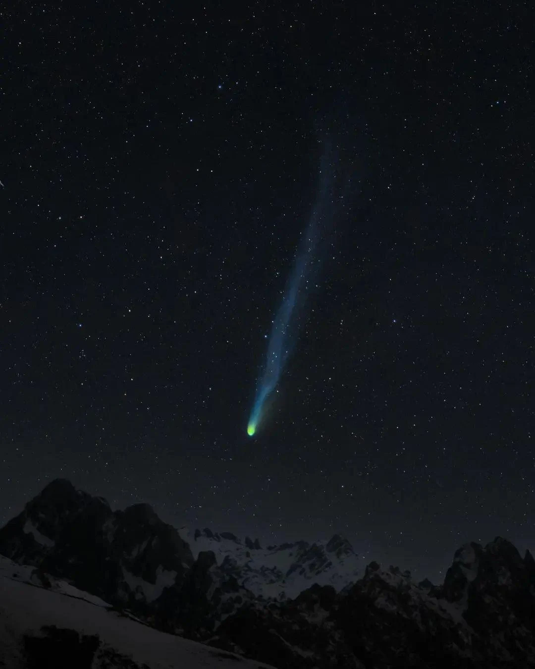 Comet 12P / Pons-Brooks, shining bright over Himalayan Mountains credits: prathameshjaju | Scrolller