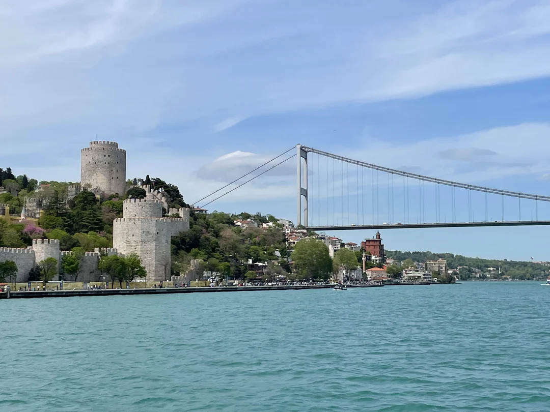 Crossing the Bosphorus, Istanbul | Scrolller