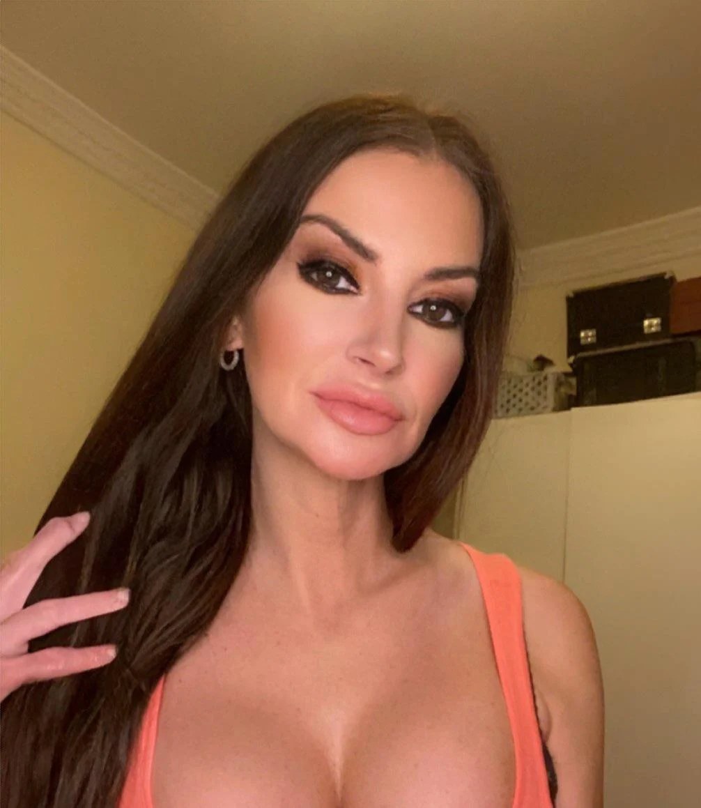 Friday finally | Scrolller