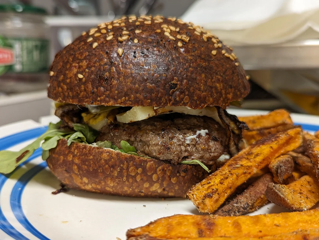 Cheeseburger | Scrolller