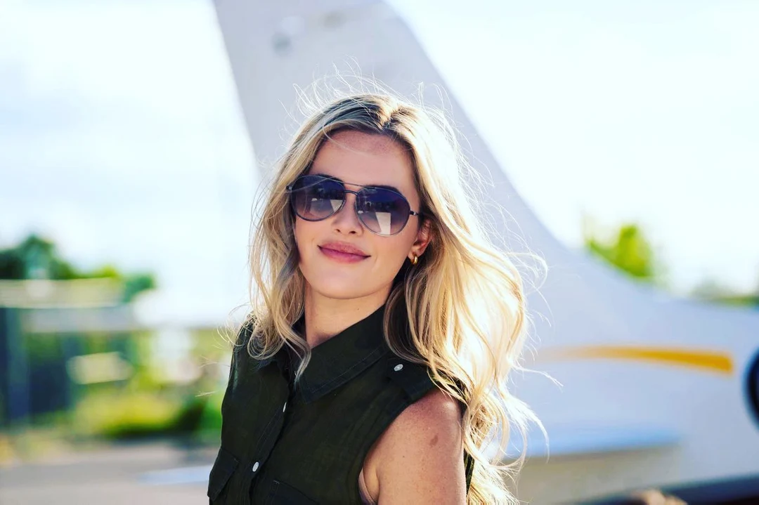 Natalie Hall | Scrolller