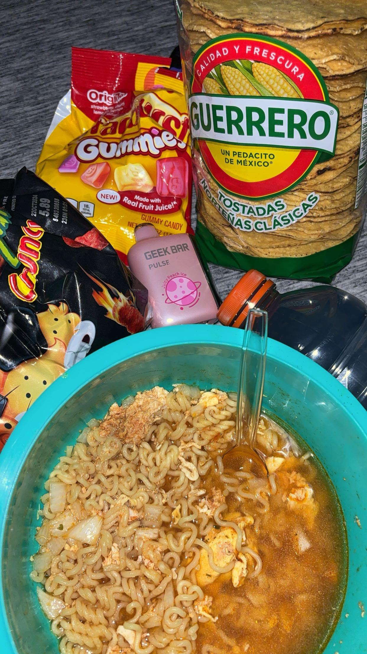 Late night meal | Scrolller