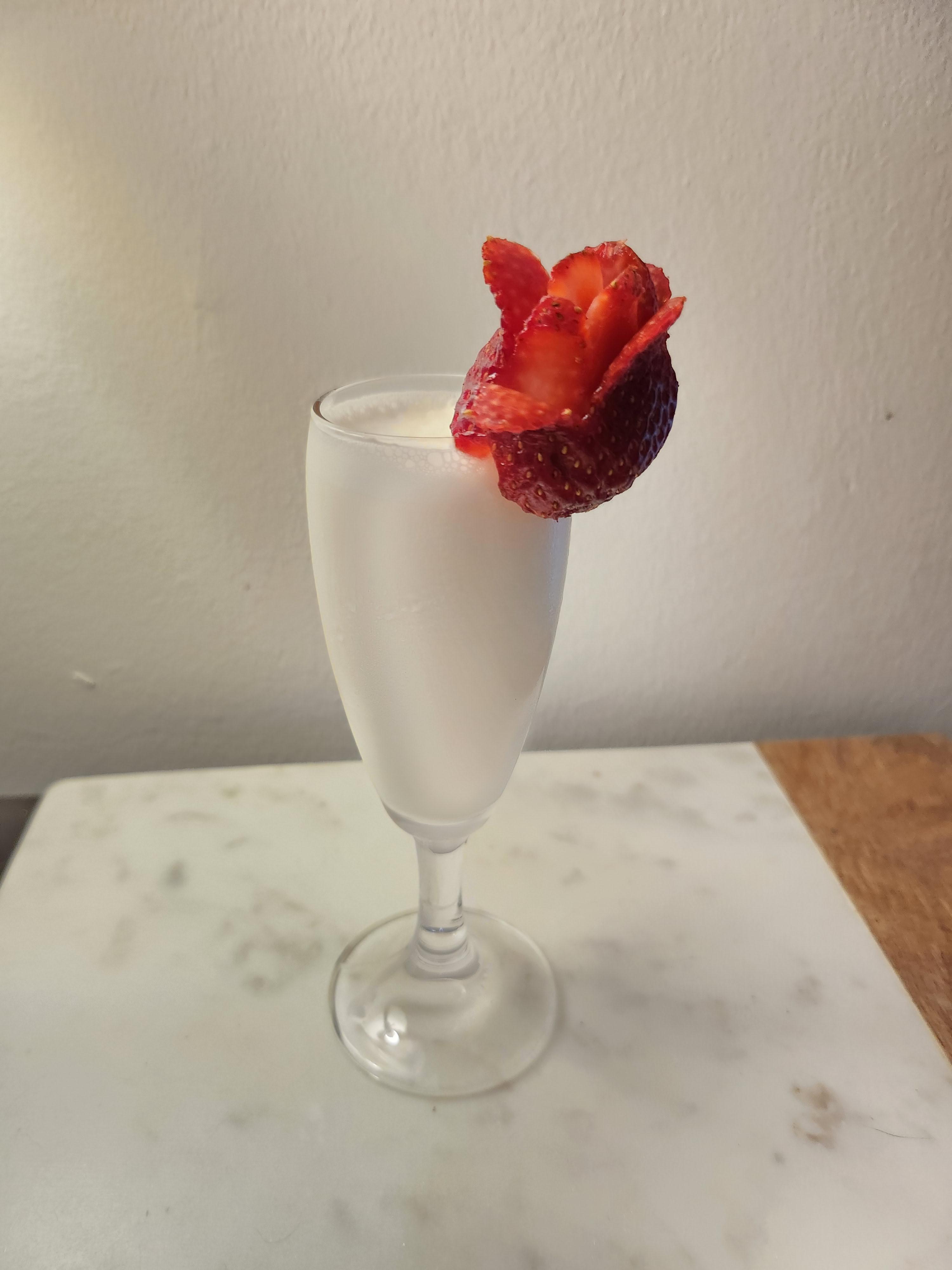 Cupid's Kiss | Scrolller