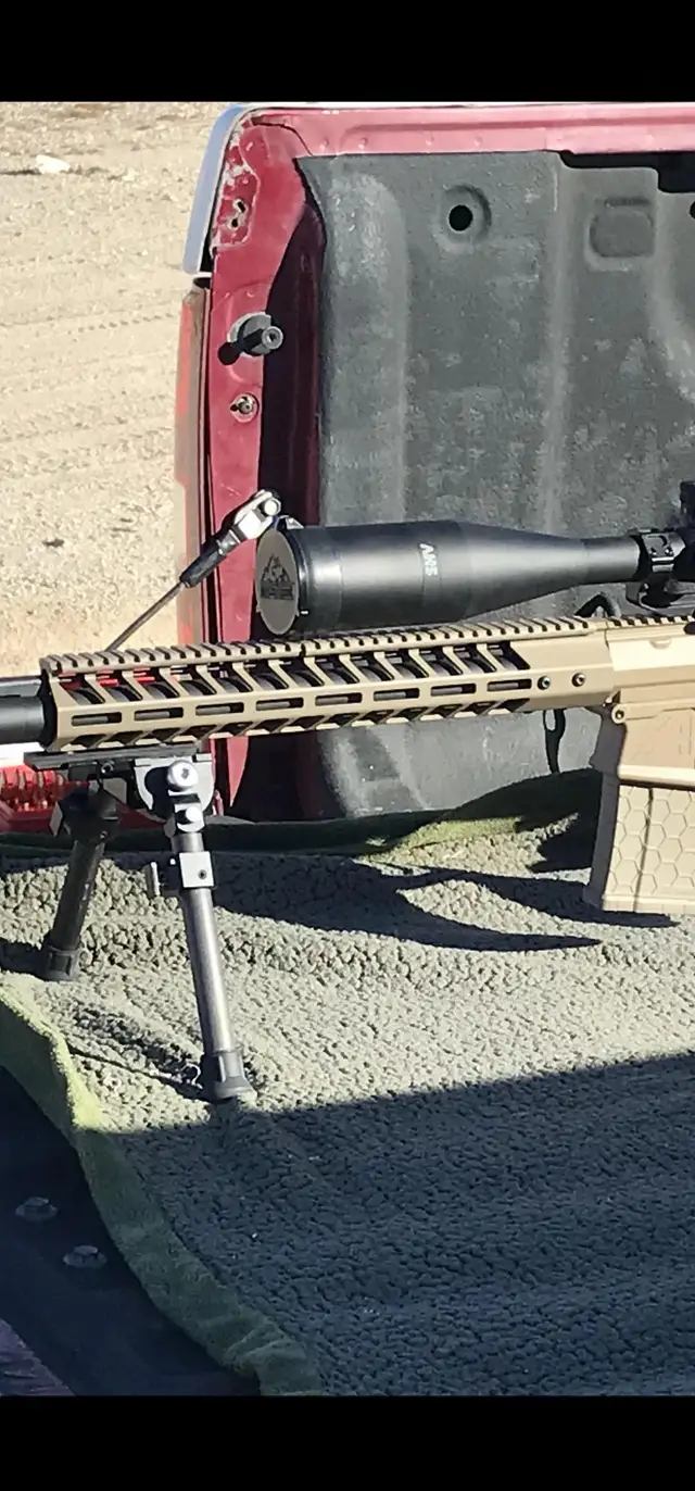 Would anyone happen to know what handguard this is? | Scrolller