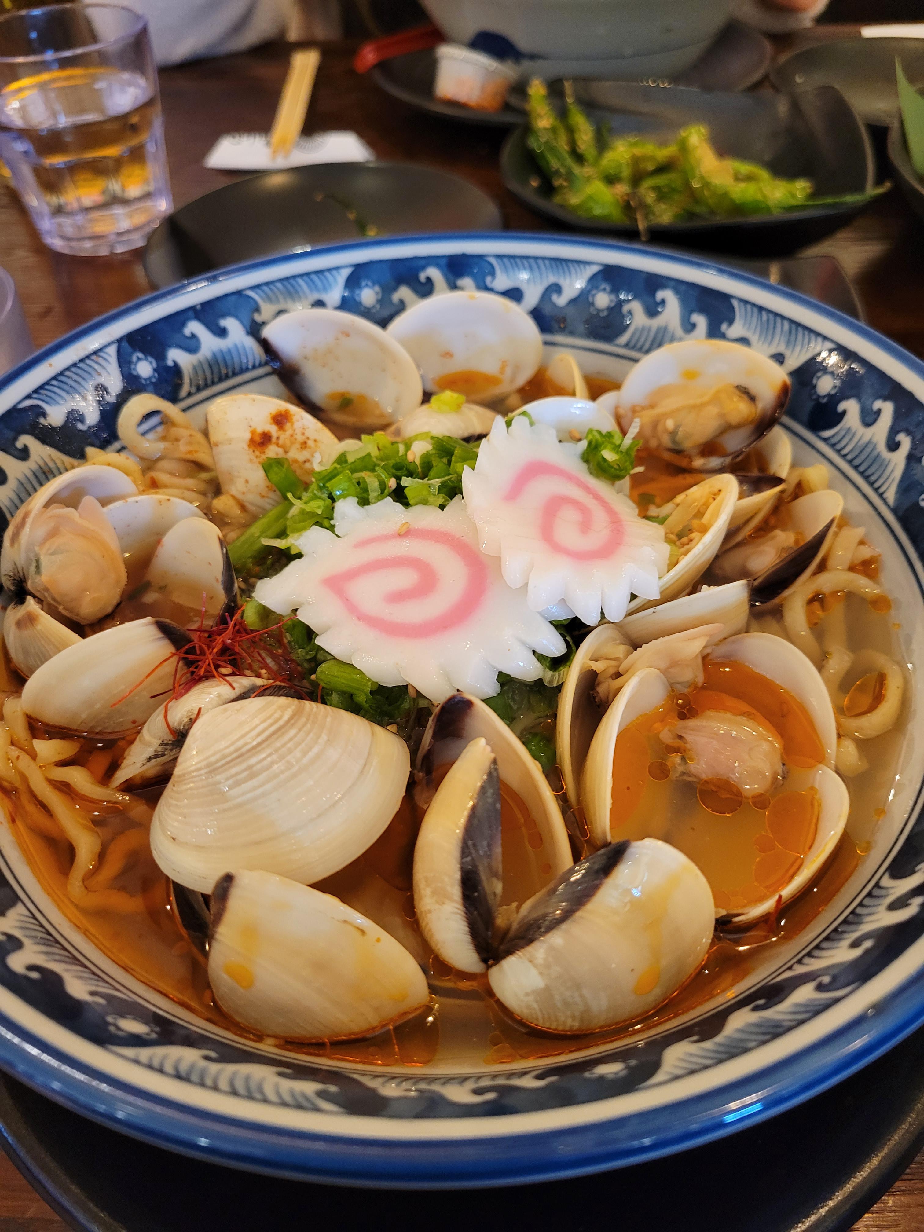 Clams, clams, and more clams | Scrolller