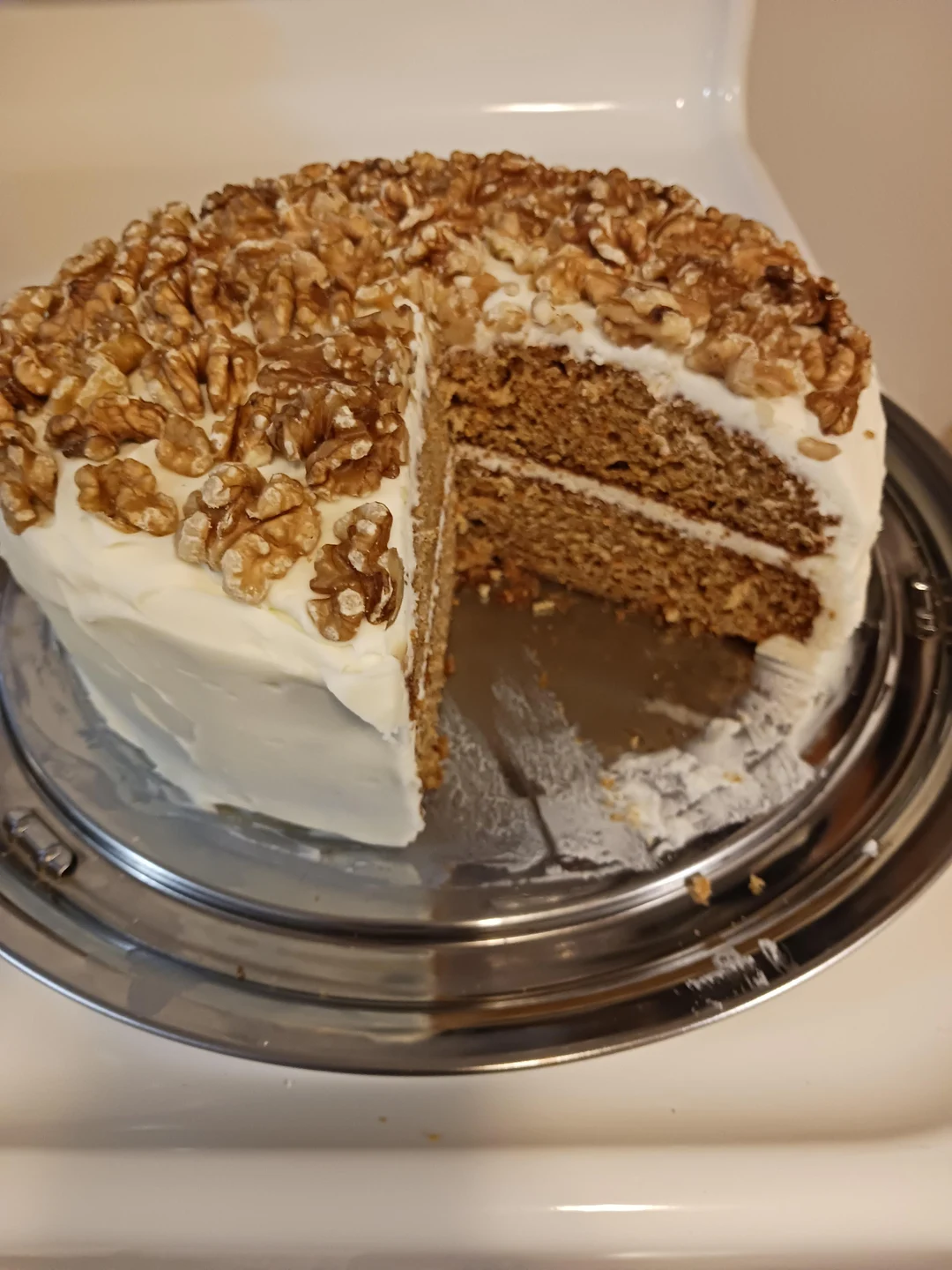 Carrot Cake with Walnuts | Scrolller