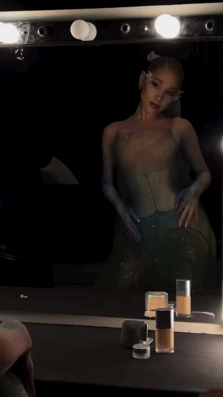 Oh my.. a literal goddess | Scrolller