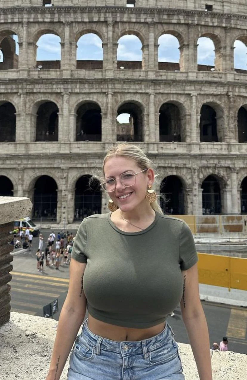 Colossal | Scrolller